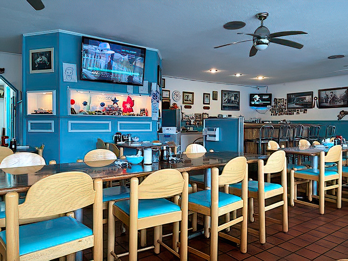 The turquoise and wood color scheme isn't trendy interior design&mdash;it's the original palette that's been comforting diners for decades.