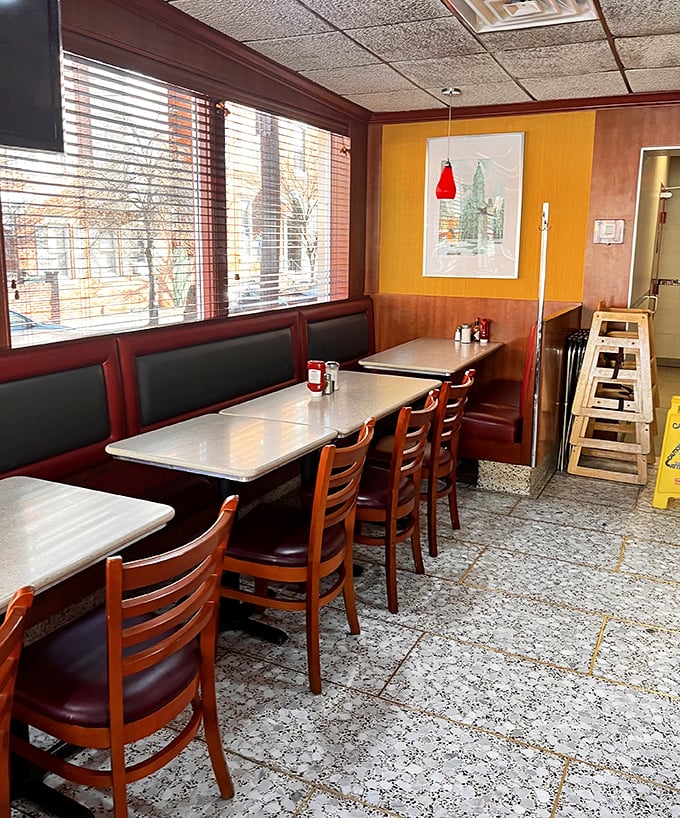 Window booths: prime real estate for people-watching with your pancakes. Natural light makes everything&mdash;including your breakfast companions&mdash;look better.