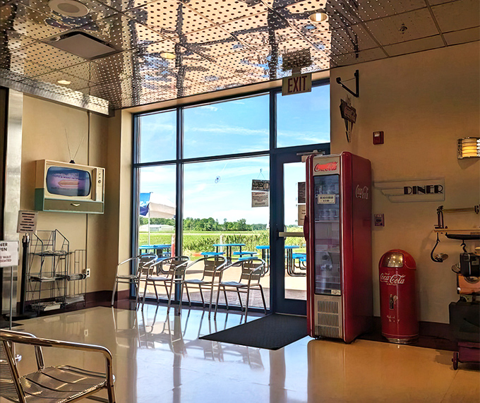 The entrance welcomes you with vintage charm and promises of extraordinary morning meals within.