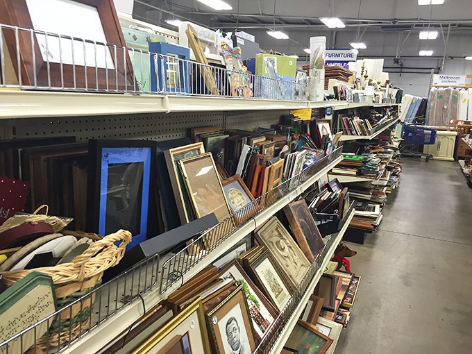 The frame section&mdash;where orphaned art finds new meaning and blank canvases await family photos. Wooden borders for life's most precious moments.