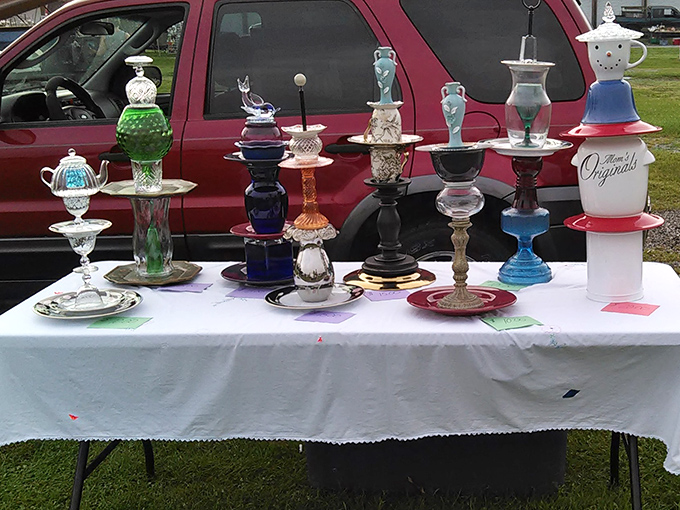 Glass garden totems that would make Dale Chihuly nod in appreciation. Everyday dishes transformed into outdoor art that catches sunlight and compliments. 