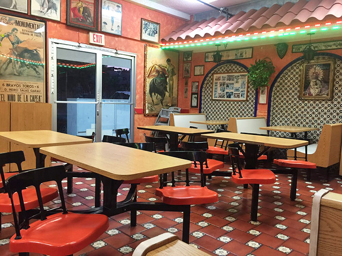 Empty tables waiting for the lunch rush&mdash;a rare sight at El Taurino, where seats are usually as coveted as the last tamale.