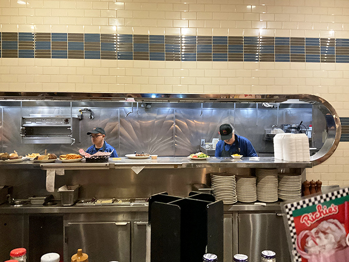 Behind the scenes, Richie's kitchen crew orchestrates breakfast symphonies with the precision of NASA engineers and twice the flavor.