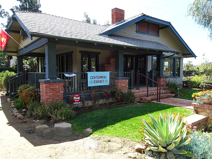 The Leck House stands as a perfectly preserved slice of early 20th-century California&mdash;craftsman style with a side of sunshine.
