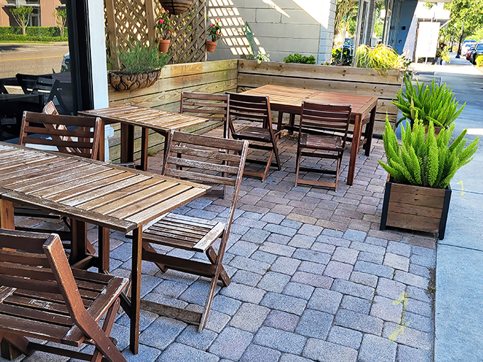 Outdoor seating that invites you to bask in Florida sunshine while contemplating the meaning of life&mdash;or just how to fit another pastry into your day.