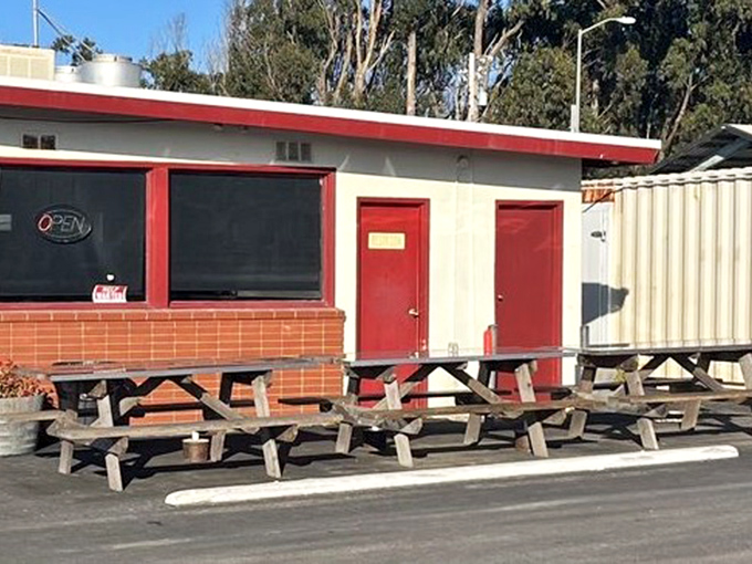 Al fresco dining, California-style. These picnic tables have hosted thousands of happy meals that didn't come with toys.