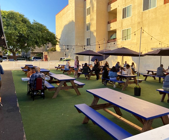 When San Diego weather cooperates (which is almost always), these picnic tables offer a perfect outdoor option for enjoying Rudford's classics under California sunshine.
