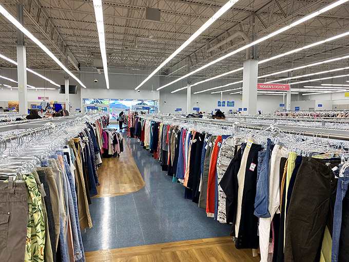 Pants, pants, and more pants&mdash;organized with military precision. Finding your size has never felt so much like a successful treasure hunt. 