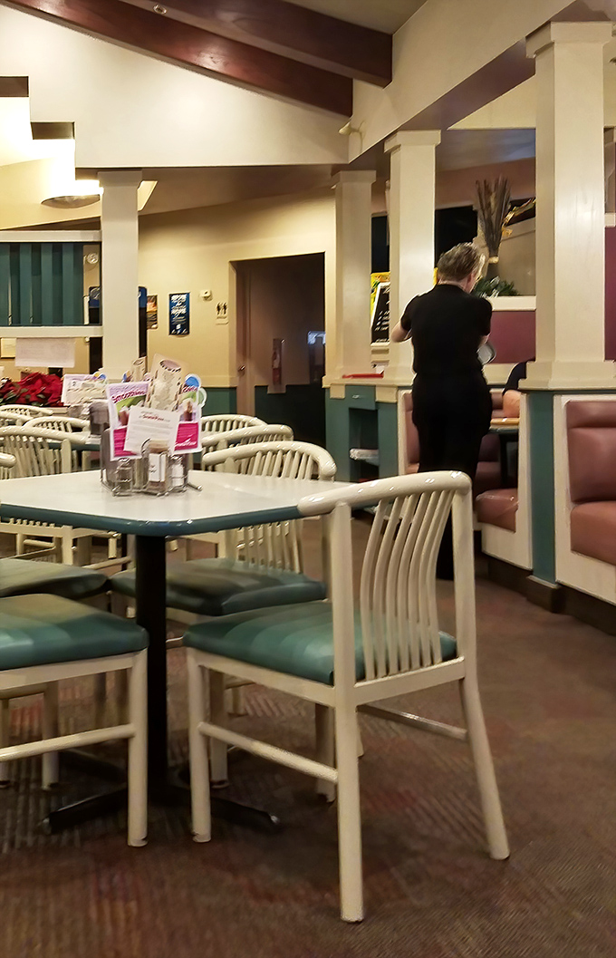 Where the magic happens—dedicated staff ensuring your food arrives hot, fresh, and worthy of the inevitable food photos.