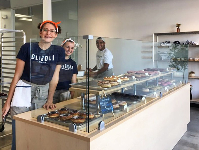 Enthusiasm is contagious at Oliboli, where the staff's passion for perfect donuts shines through in every customer interaction. Their smiles are as fresh as the donuts.