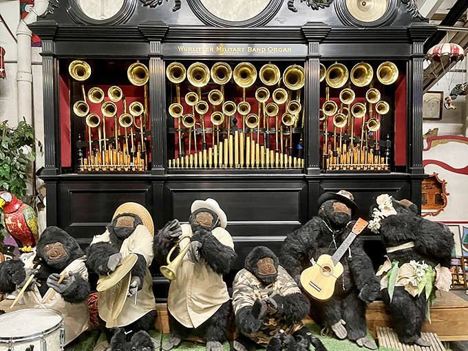 The magnificent Wurlitzer Military Band Organ towers over its monkey musicians. When this beauty plays, you'll feel like you're at a 1920s carnival.