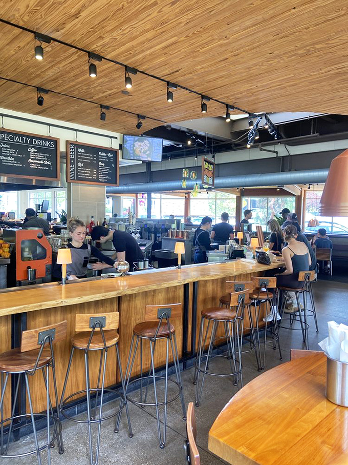 Bustling with energy yet somehow still peaceful&mdash;the perfect balance that separates good restaurants from great ones. Those wooden ceiling beams add warmth to every conversation below.