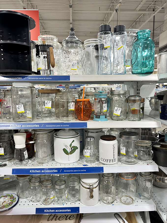 Mason jar paradise! From hipster wedding centerpieces to actual food preservation, these glass vessels stand ready for their Pinterest-worthy second act.