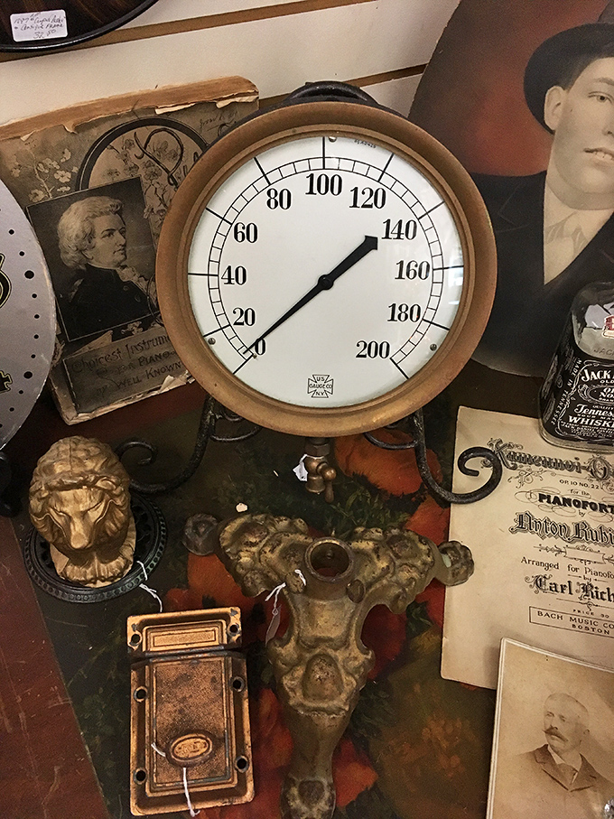 Not just a pressure gauge&mdash;it's steampunk wall art waiting to happen. That brass and glass beauty would look perfect in any industrial-chic space.