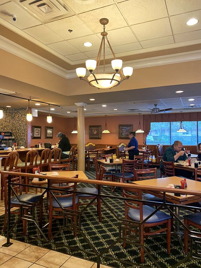 The dining room hums with the satisfied murmurs of regulars and first-timers alike, all united in the pursuit of breakfast bliss.
