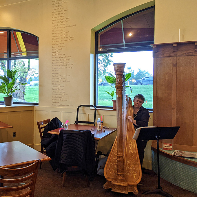 Live harp music with your pie? Only in Ann Arbor would this delightful pairing seem perfectly natural rather than preciously quirky.