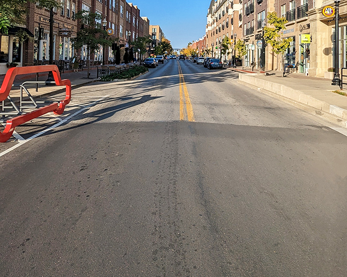 The red car sculptures punctuating downtown streets add whimsy to everyday errands. Art you can enjoy without an admission ticket is the best kind.