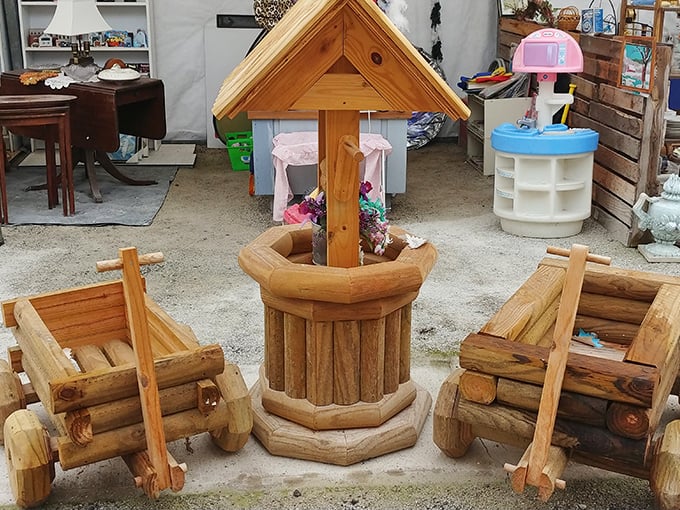 Rustic charm that would make Chip and Joanna Gaines swoon. These handcrafted wooden pieces bring country living to any backyard.