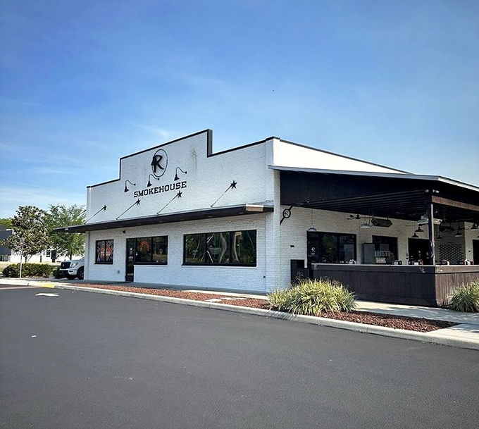 4 Rivers' sleek white building might look modern, but the smoking techniques inside are as old-school as they come.