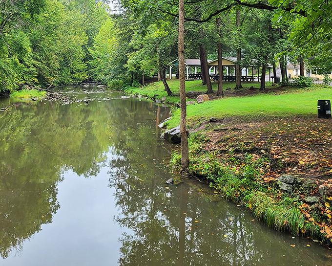 New Castle's riverside park offers tranquility that costs nothing but time &ndash; the best bargain in a town full of them.