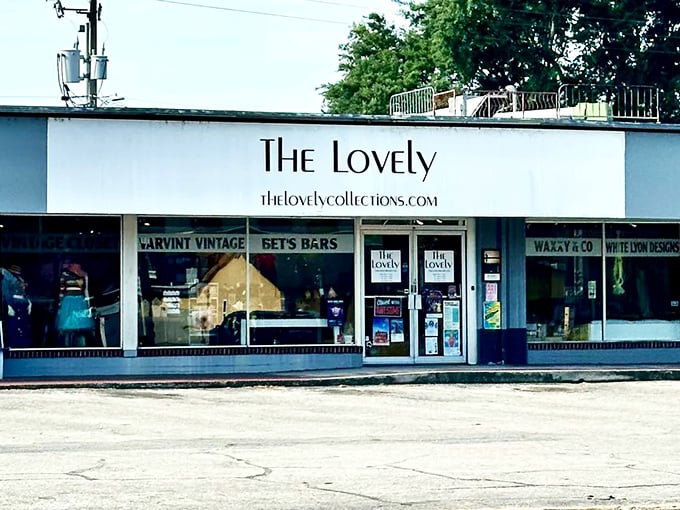 Window displays hint at the carefully selected treasures inside. Where "secondhand" becomes "second to none"!