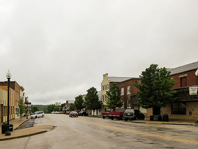 The quiet streets of Warrenton offer a peaceful alternative to St. Louis living, with prices that seem like a blast from the past.