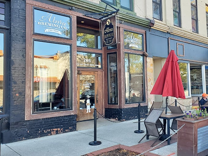 Alma Brewing Company offers craft beer without the pretentious tasting notes or bearded judgments about your IPA preferences.