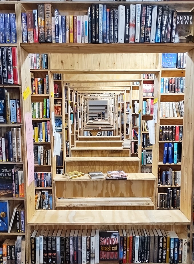 This optical illusion of infinite bookshelves feels like stepping into Borges' Library of Babel&mdash;minus the existential dread.
