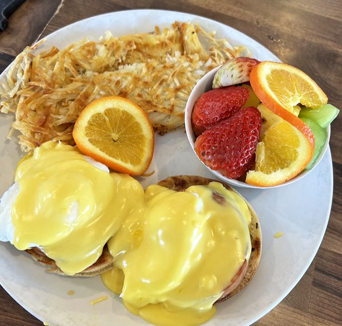 Eggs Benedict that makes morning people out of night owls. Hollandaise so sunny it doesn't need California's help to brighten your day.