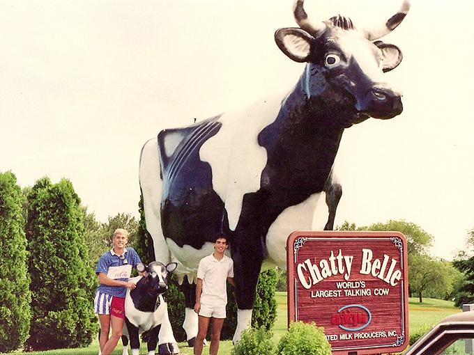 Before Instagram, people still posed with oversized roadside attractions. Some traditions are timeless, just like Chatty's unchanging expression.