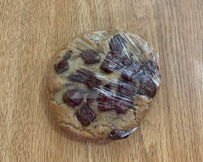 A chocolate chip cookie that knows its role in the barbecue experience. After a meat feast, this sweet finale brings the meal full circle.