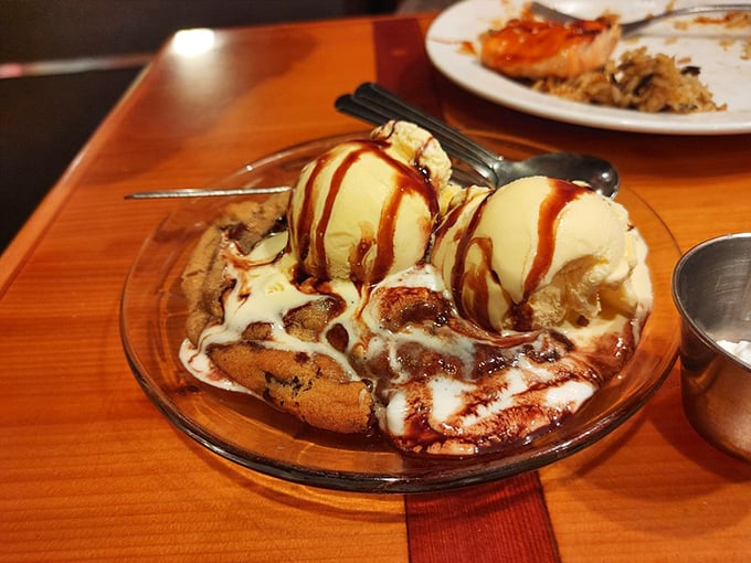 Cookie meets ice cream in a warm-cold romance. This dessert love story has the sweetest ending&mdash;in your belly.