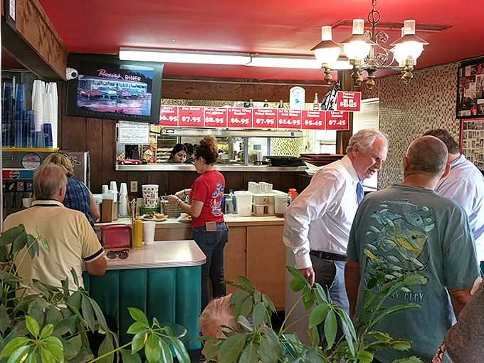 This isn't just a counter&mdash;it's a stage where frozen dreams come true. The condiment bottles stand like supporting actors waiting for their cue.
