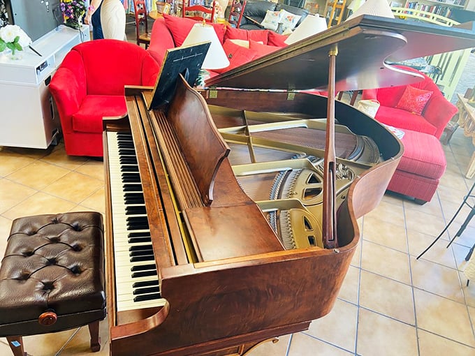 A grand piano that's probably played "Heart and Soul" more times than Billy Joel, now waiting for its next home concert debut.