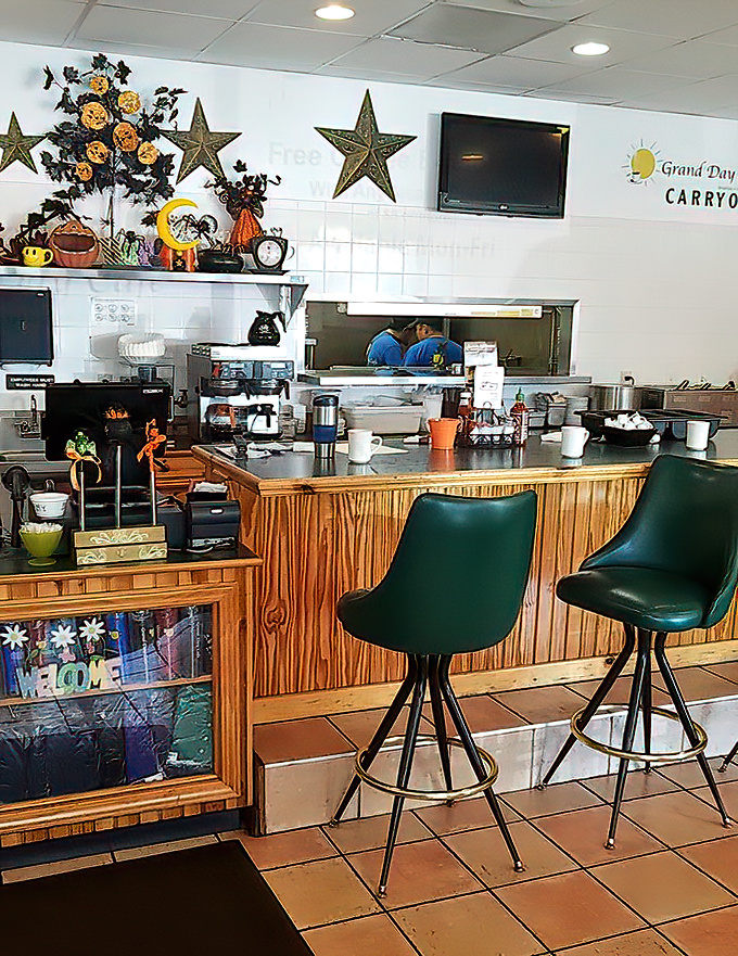 Counter seating: where solo diners become regulars and the kitchen ballet unfolds before your appreciative eyes.