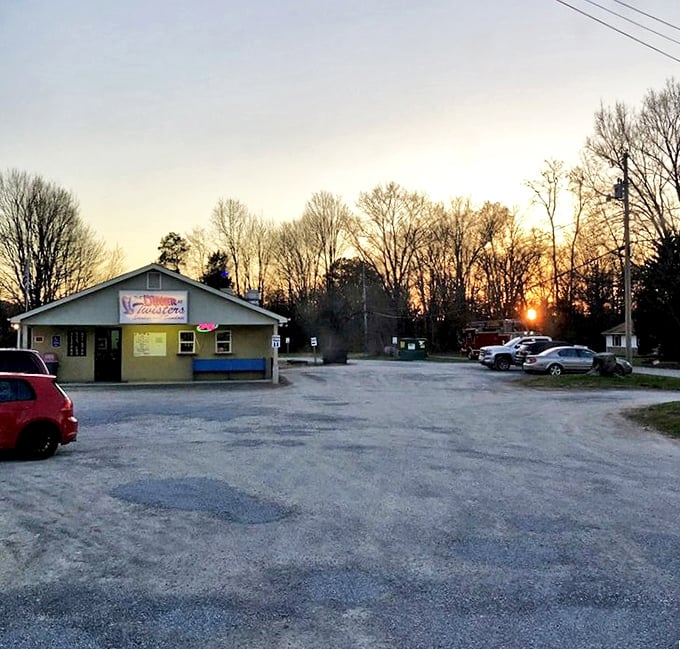 As the sun sets on Knoxville, The Diner at Twisters glows with promise. Some places just look better at magic hour.