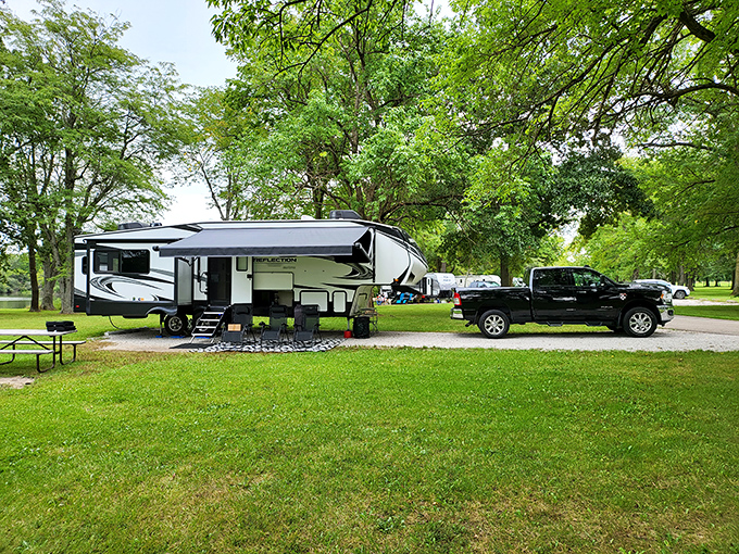 Glamping has entered the chat. This RV setup proves you can bring some creature comforts while still waking up to birdsong and lakeside breezes.