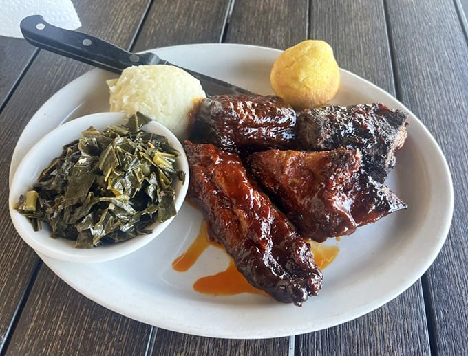 Meat so tender it makes you wonder if they whispered sweet nothings to it for hours. The cornbread looks like a perfect sauce-sopping companion.