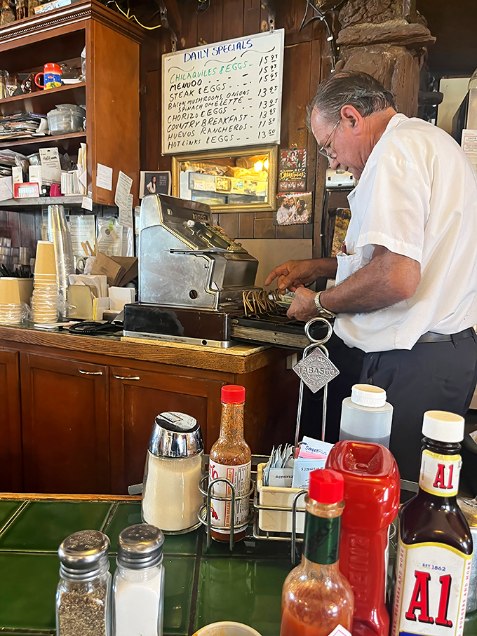 The kitchen crew works with the practiced precision of breakfast artists who truly understand their craft.