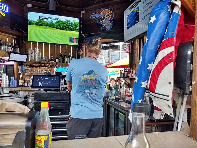 The staff at Rusty's wear their coastal pride on their sleeves &ndash; literally &ndash; as they navigate between tables with trays of oceanic treasures.