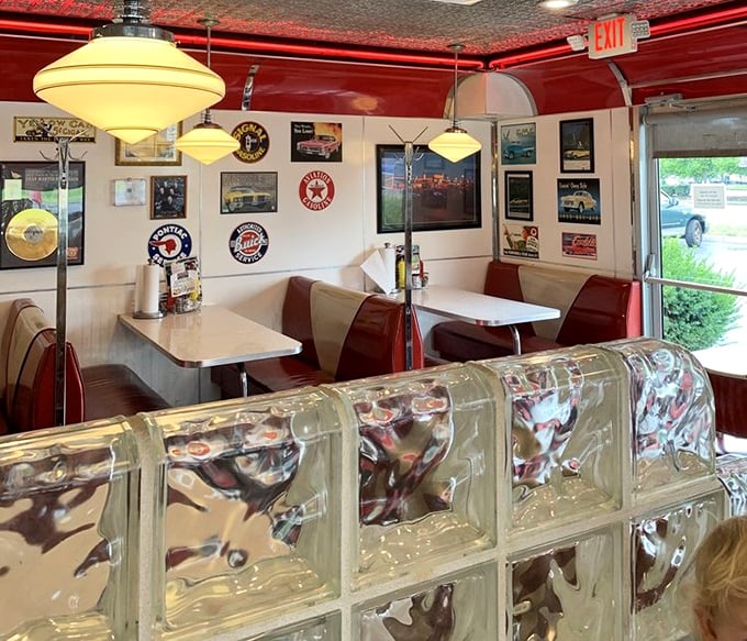 These booths have witnessed first dates, family celebrations, and countless coffee refills. If vinyl could talk!