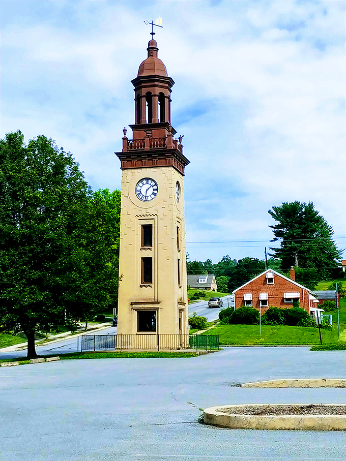 This freestanding clock tower brings European village charm to Pennsylvania, proving that good timekeeping deserves its own architectural statement.