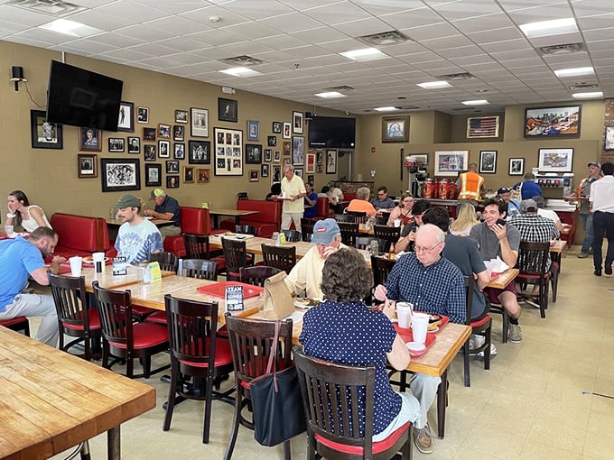 The true Nashville melting pot&mdash;where suits and boots sit side by side, united by the universal language of "pass the cornbread, please."