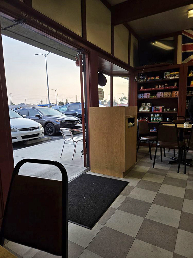 The view from inside offers a glimpse of California sunshine&mdash;the perfect contrast to the British comfort food experience waiting at your table.