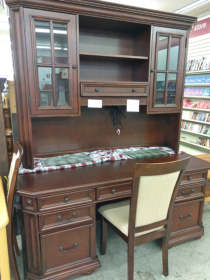Not just a desk&mdash;a command center with historical gravitas. This mahogany beauty could make even answering emails feel like drafting the Declaration of Independence. 