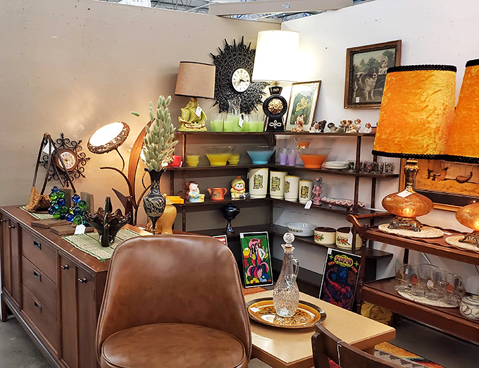 Mid-century modern meets Art Deco in this corner booth where lamp lovers can illuminate their homes with the warm glow of nostalgia.