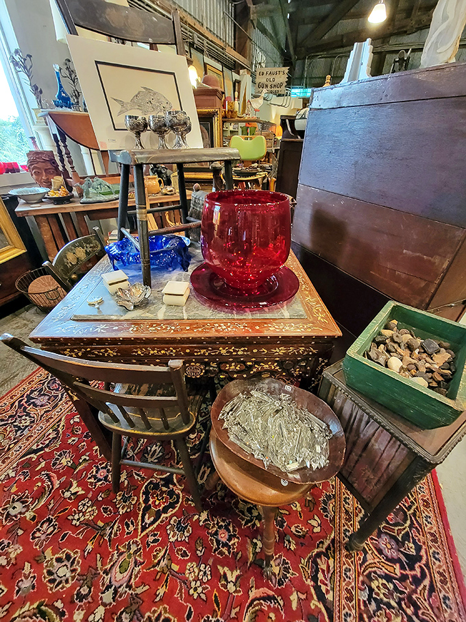 A table setting that makes you wonder about all the conversations it's witnessed &ndash; and the ones it could host in your home.