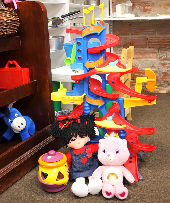 Childhood nostalgia corner – where Care Bears and vintage dolls wait patiently for their next adventure with a new friend.