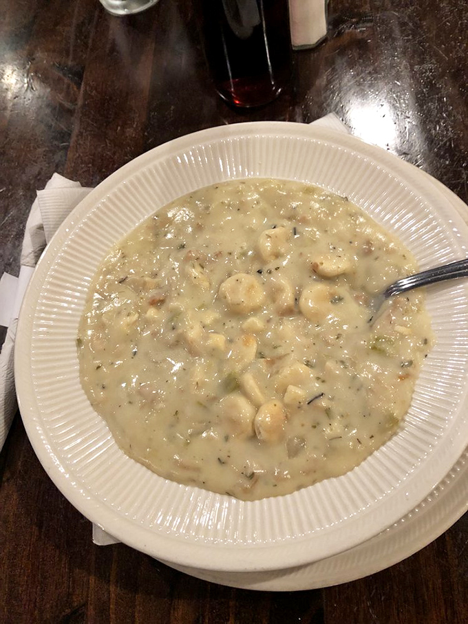 Clam chowder that's thick enough to stand your spoon in. This creamy bowl of seafood comfort makes you forget you're in landlocked Illinois.