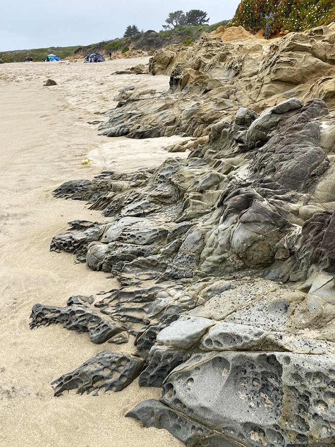 Nature's abstract expressionism at work&mdash;these weathered sandstone formations could give Jackson Pollock a run for his money in the "fascinating patterns" department.